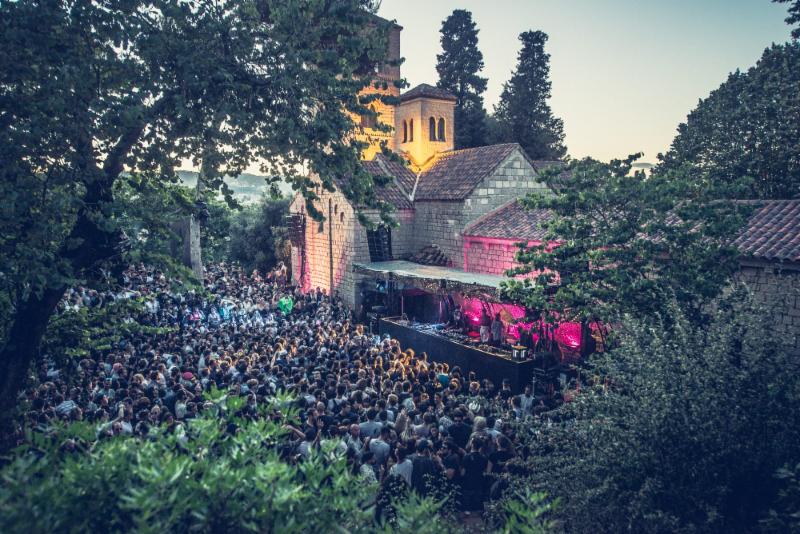 Off Week Barcelona 2018 - Poble Espanyol feiert 9 Partys an 4 Tagen