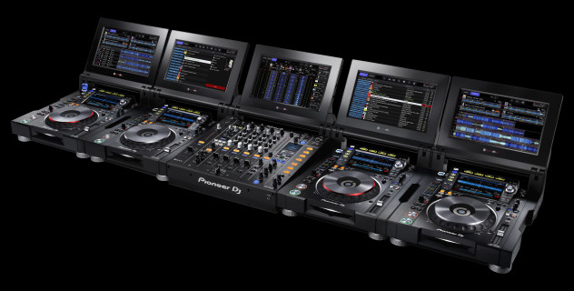 Pioneer präsentiert CDJ-TOUR1 & DJM-TOUR1 Setup