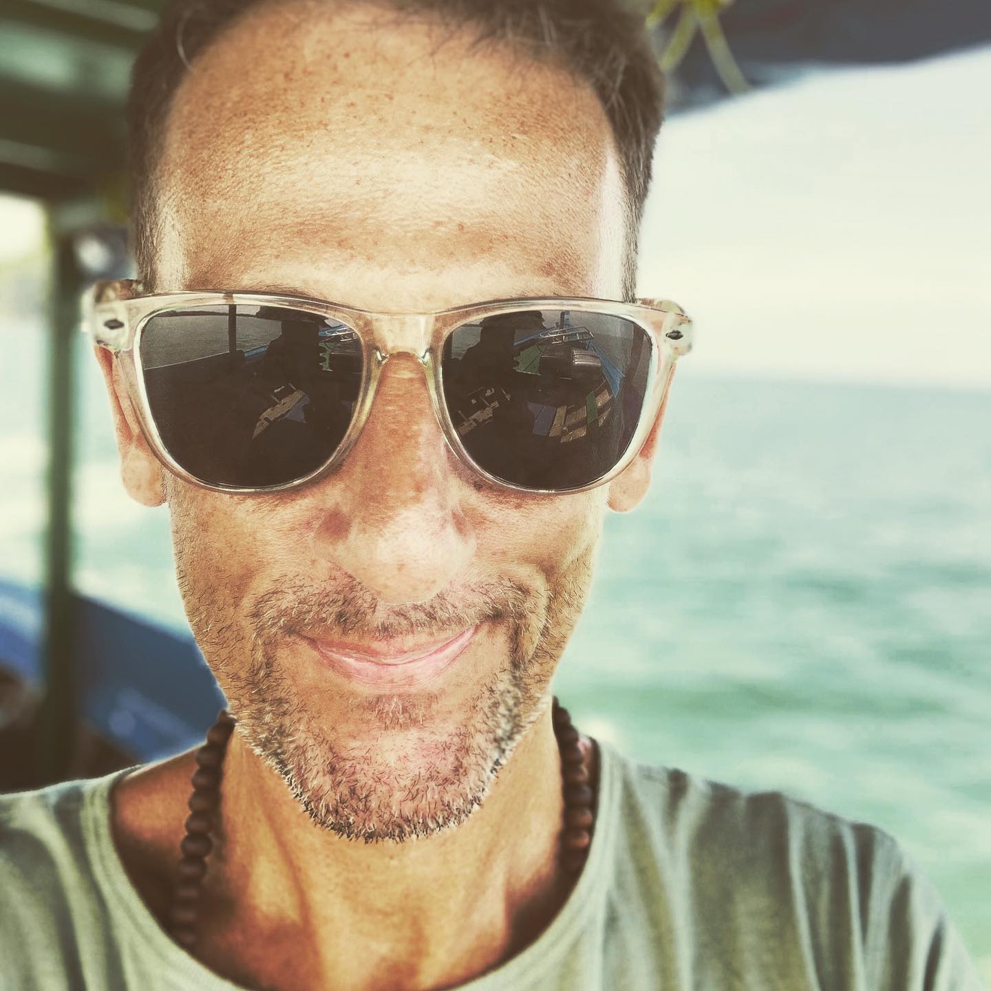 Rave-Ikonen DUNE melden sich mit Kate-Bush-Cover zurück