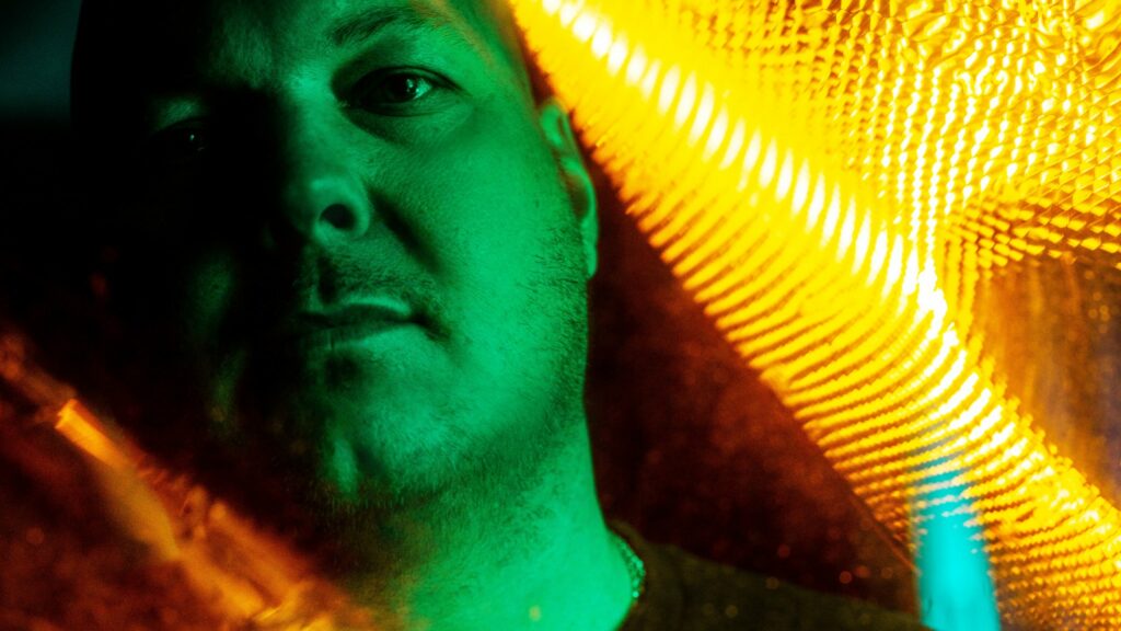 Alan Fitzpatrick feiert Label-Jubiläum mit Remix von Planetary Assault ...