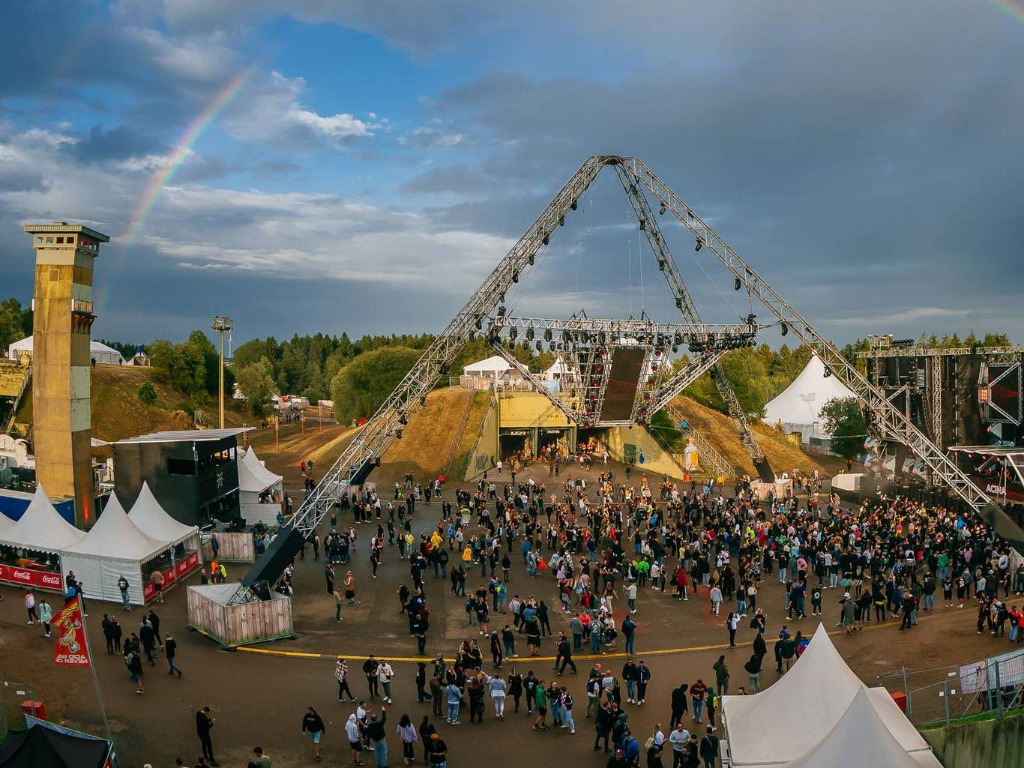 SUNSHINE LIVE meets FAZEmag auf der NATURE ONE 2024