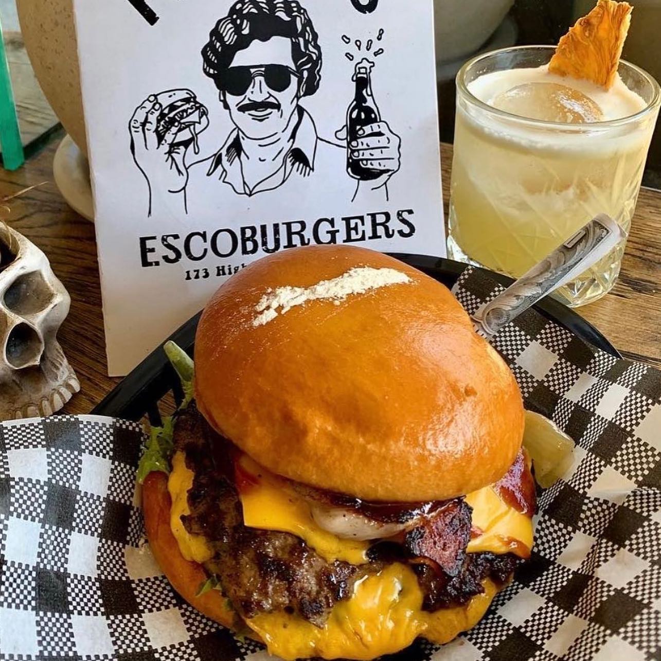 Pablo Escobar-Burger mit Koks sorgt für Diskussion