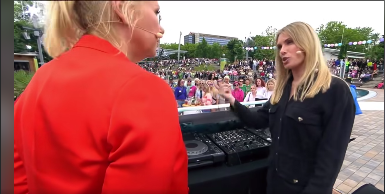 ZDF Fernsehgarten: Anna Reusch legt auf und erklärt DJ-Technik